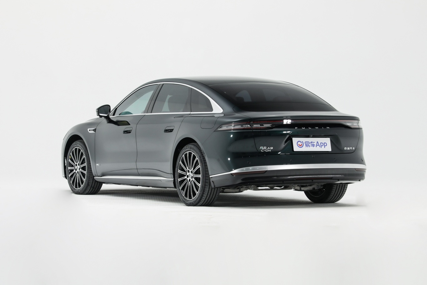 【风云A9L1.5T 前驱260伯牙奢享版侧后45度车头向左水平图片-汽车图片大全】-易车