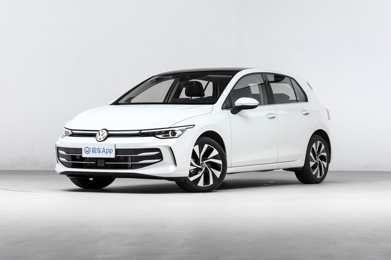 【高尔夫300TSI Pro侧前45度车头向左水平图片-汽车图片大全】-易车