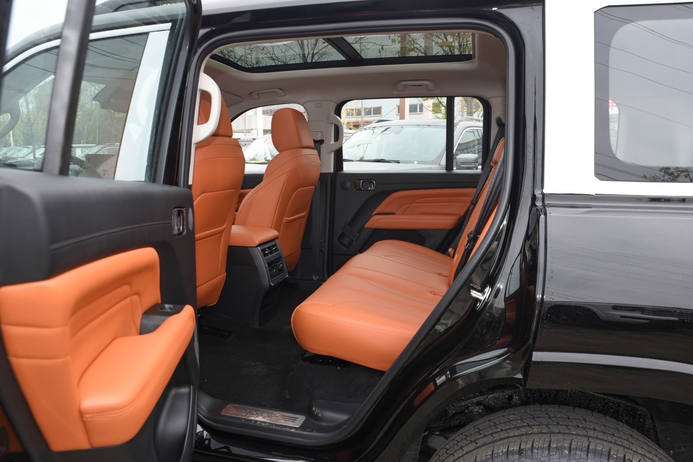 【哈弗H92.4T 拓境版 5座 柴油后排空间图片-汽车图片大全】-易车