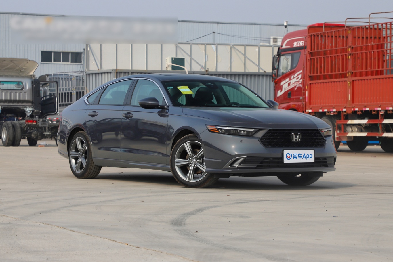 【雅阁260TURBO 尊贵版侧前45度车头向右水平图片-汽车图片大全】-易车