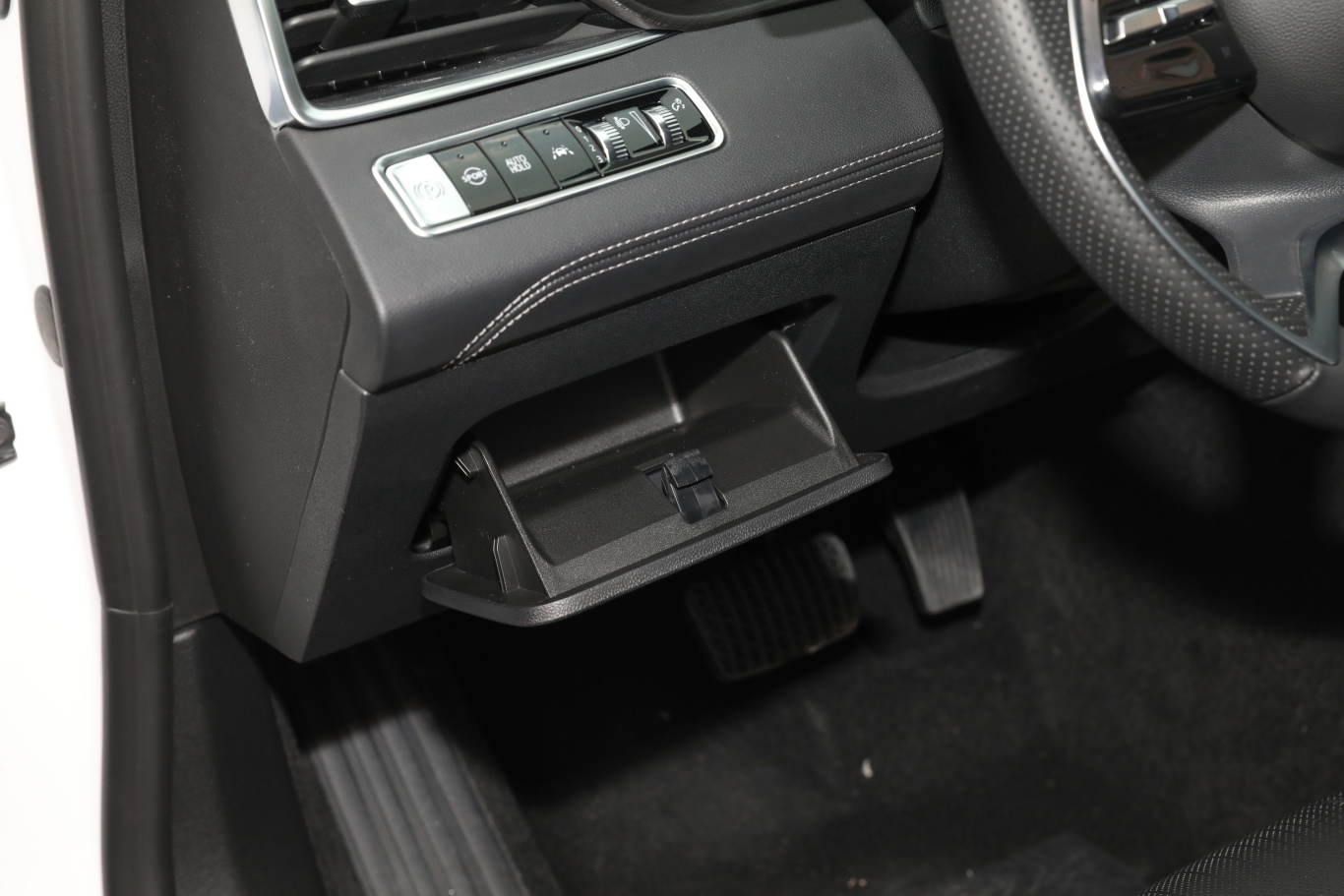 【君越28T 白金版主驾驶位图片-汽车图片大全】-易车