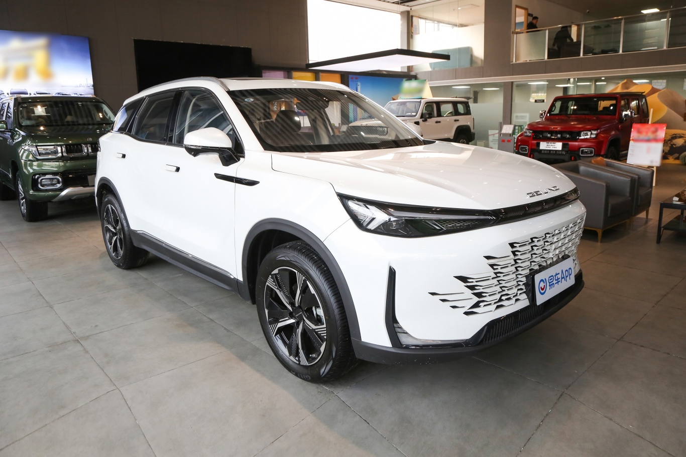 【北京X71.5T 超享+侧前45度车头向右水平图片-汽车图片大全】-易车