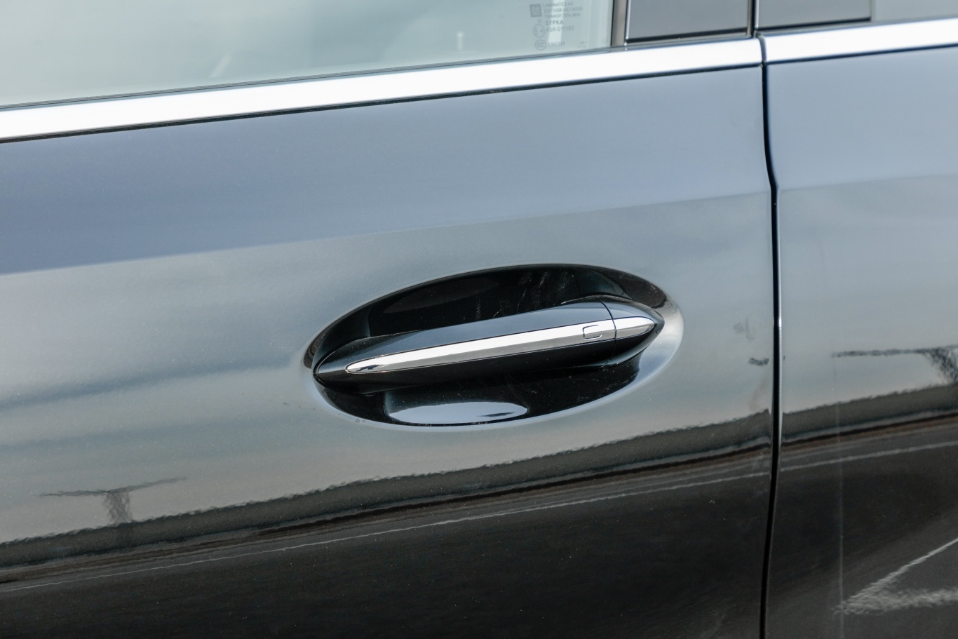 【昂科威Plus昂科威Plus 28T 四驱白金版驾驶员侧前门把手图片-汽车图片大全】-易车