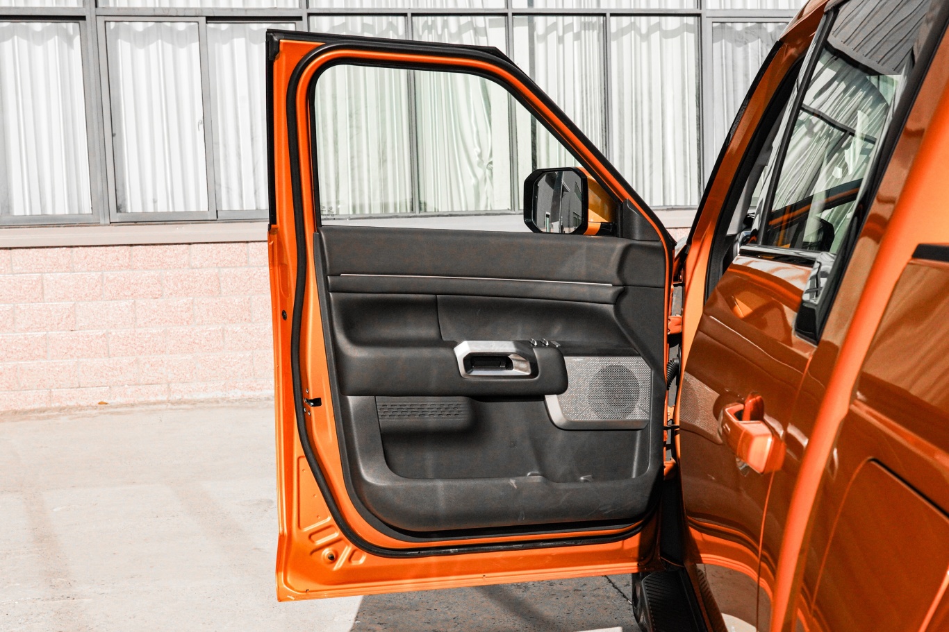 【郑州日产Z9GT 2.3T 自动四驱标箱智享版 柴油驾驶员侧前车门图片-汽车图片大全】-易车