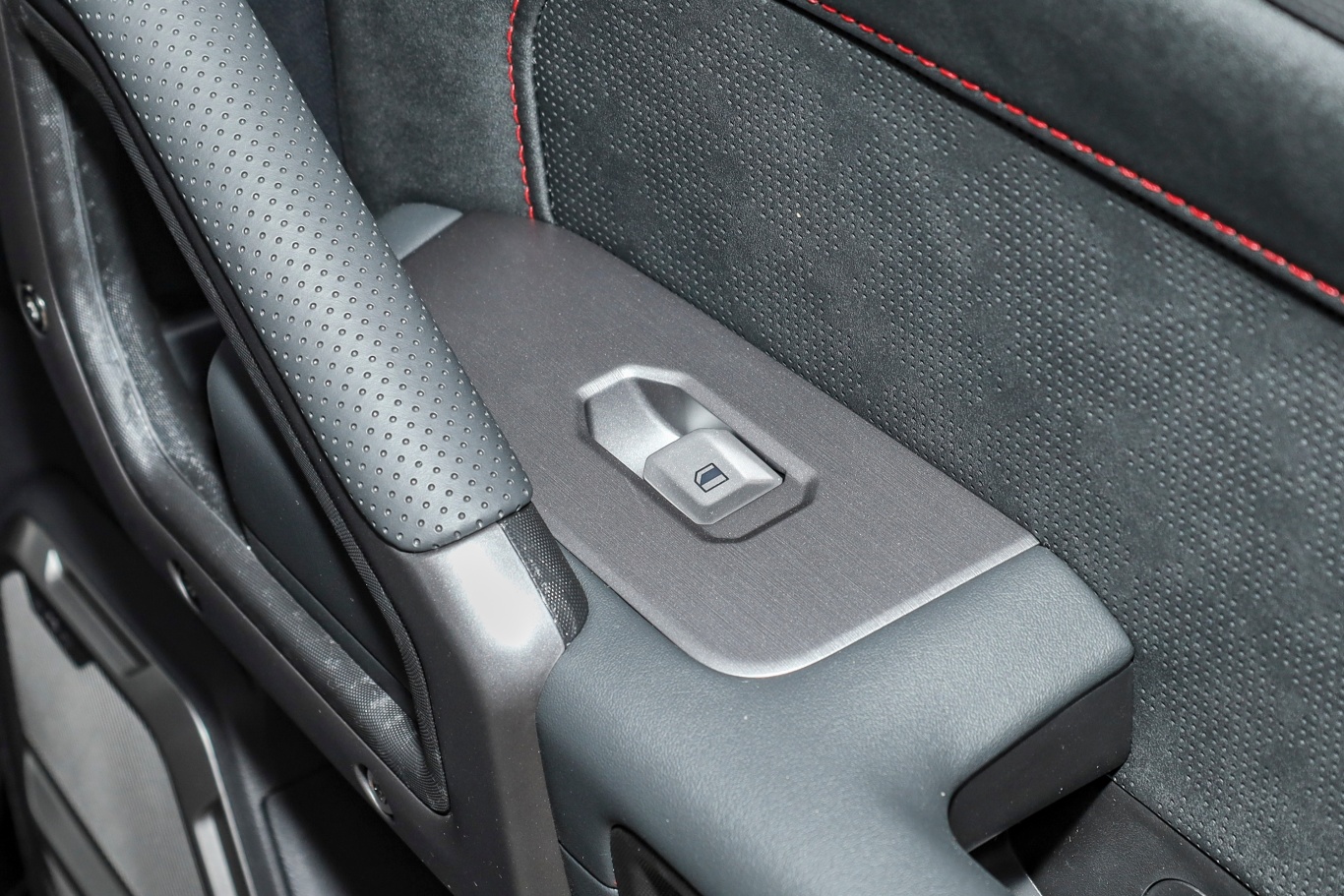 【捷途旅行者2.0T 自动四驱20万纪念版 5座副驾驶位图片-汽车图片大全】-易车