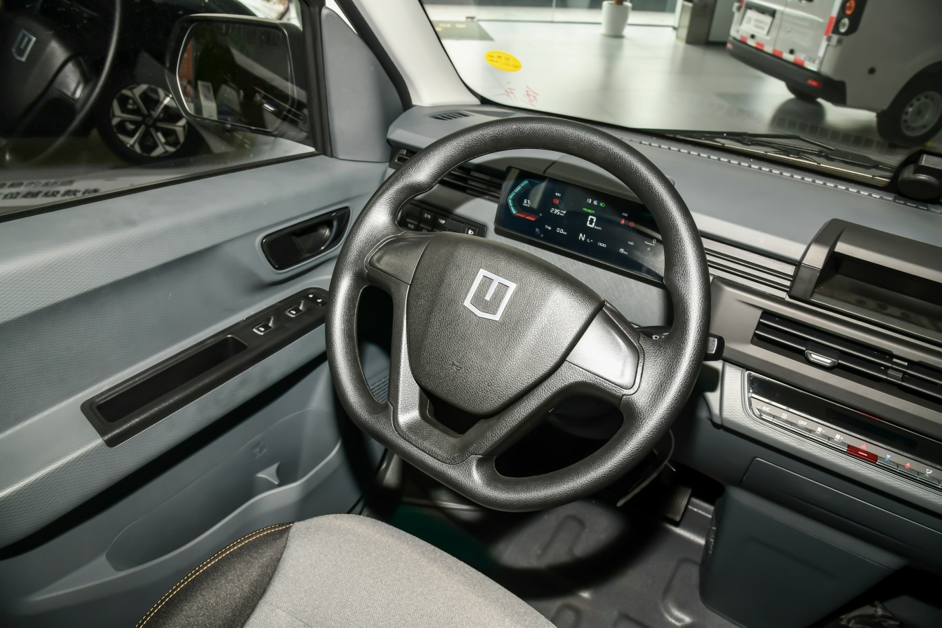 【远程星享V星享V7E 355km 超值版 国轩高科 51.456kWh驾驶位区域图片-汽车图片大全】-易车