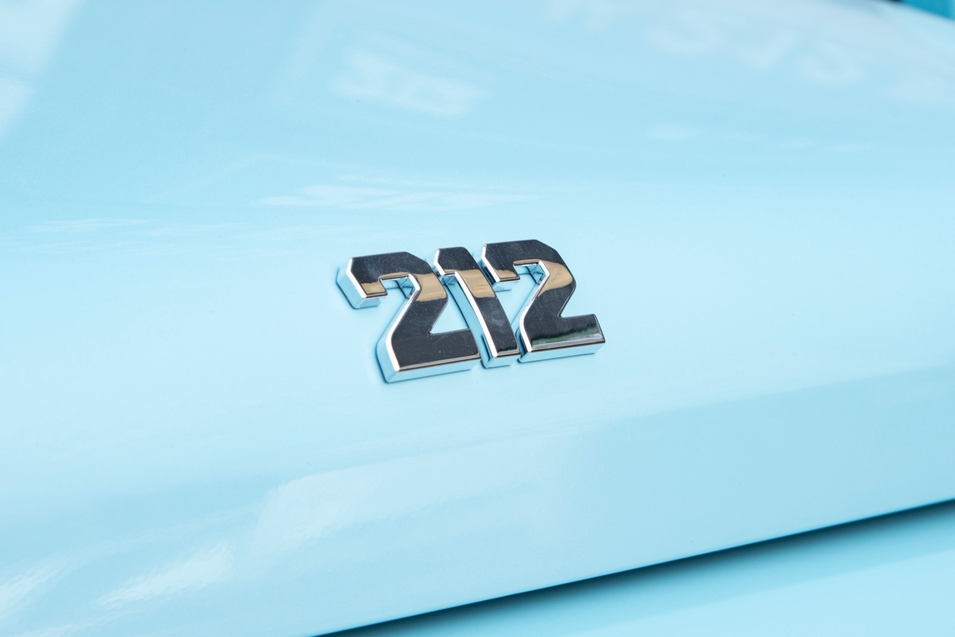 【212 T012.0T 长风版外观细节图片-汽车图片大全】-易车