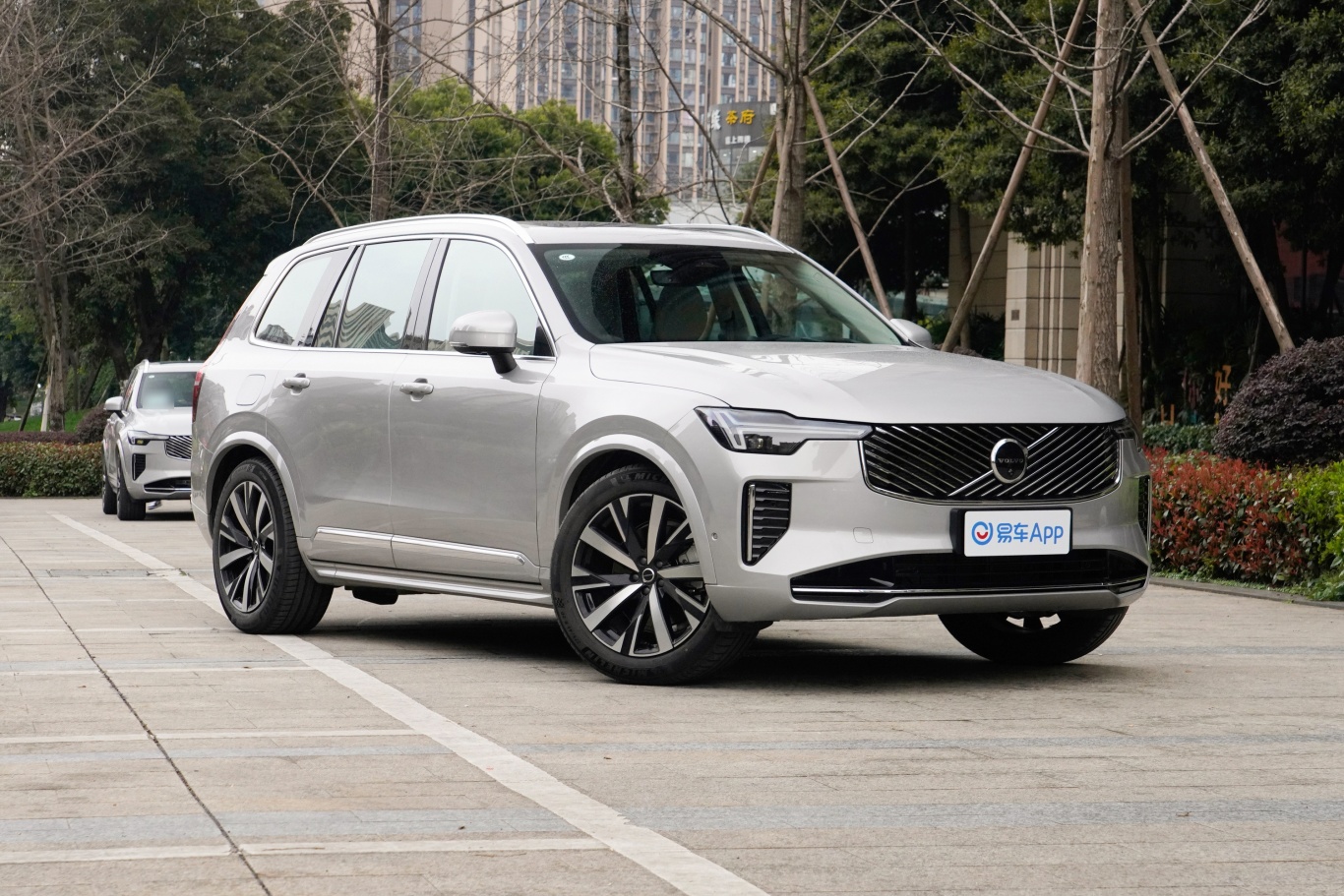 【沃尔沃XC90改款 B6 智雅豪华版 6座侧前45度车头向右水平图片-汽车图片大全】-易车