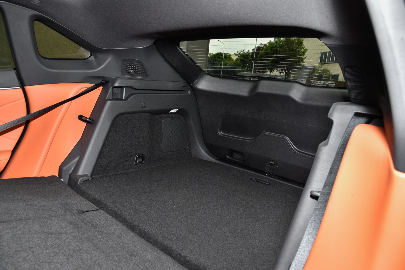 【深蓝S07增程版 285km 285Max深蓝智驾AD PRO版后排空间图片-汽车图片大全】-易车