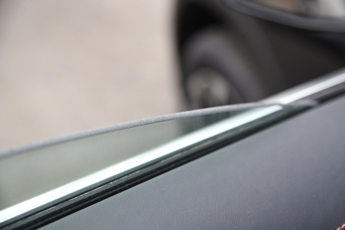 【奔驰GLC改款 GLC 260 L 4MATIC 动感型 5座主驾驶位图片-汽车图片大全】-易车