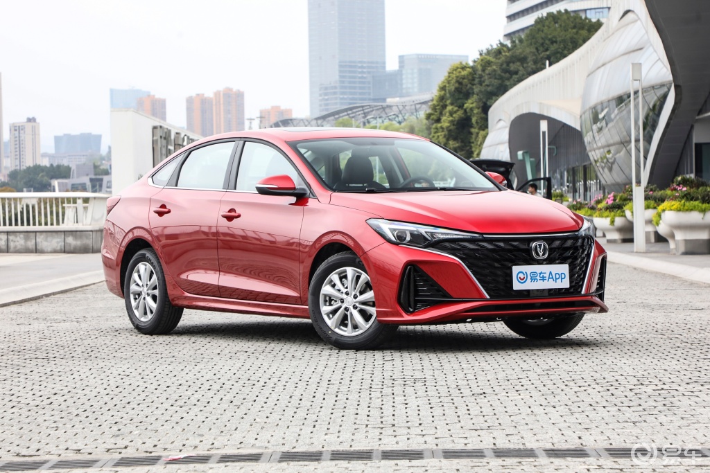 【长安逸动2025款PLUS 1.5L 手动豪华版】报价_图片_-参数_易车