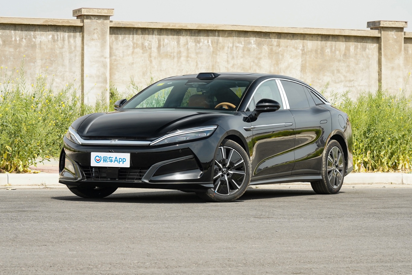 【汉LDM-i 1.5T 200km 前驱激光雷达旗舰型侧前45度车头向左水平图片-汽车图片大全】-易车