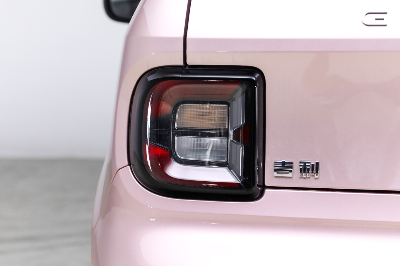 【熊猫熊猫mini 210km 元气熊外观灯组图片-汽车图片大全】-易车