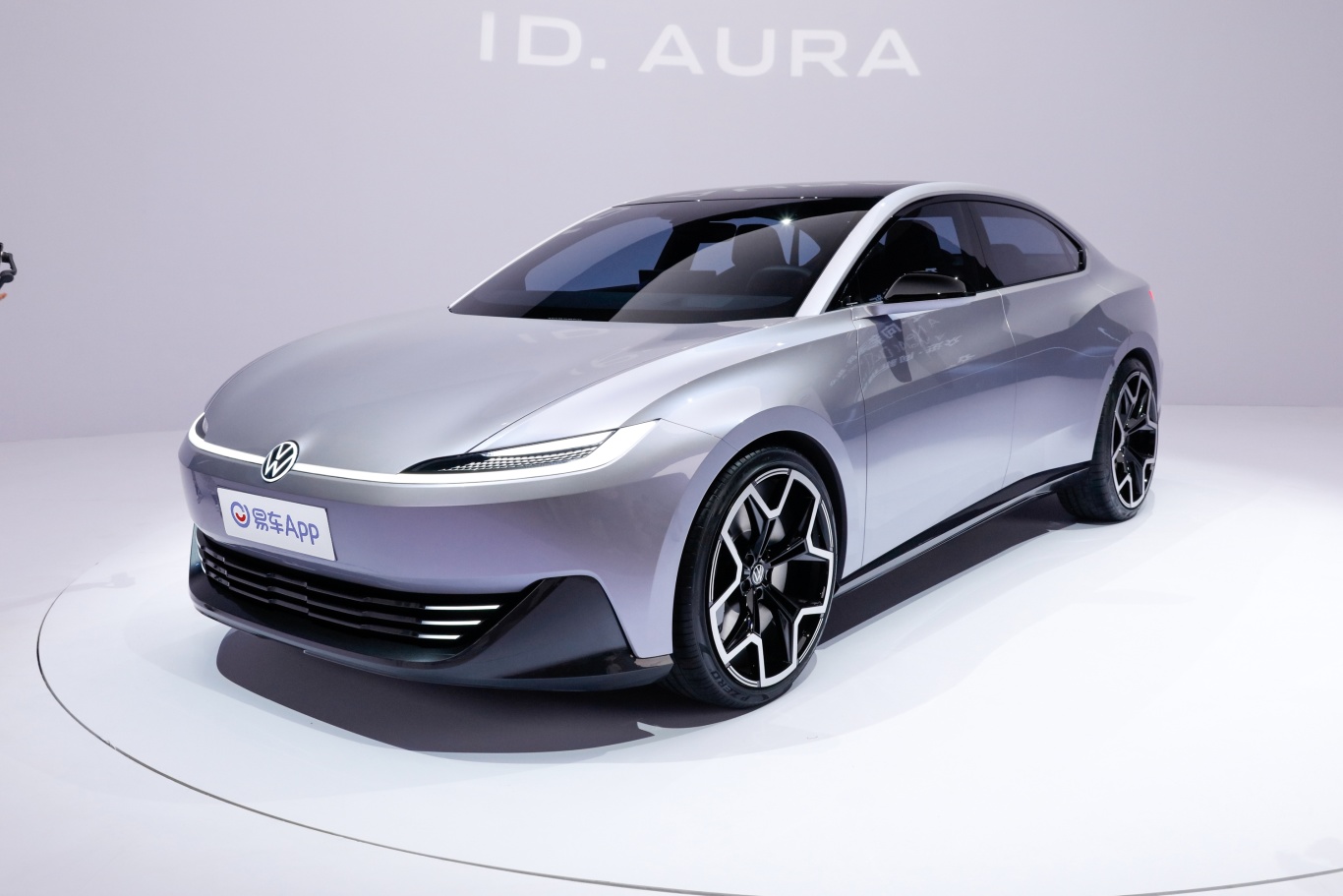 【ID.AURA概念车侧前45度车头向左水平图片-汽车图片大全】-易车