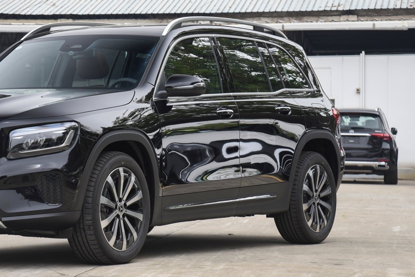 【奔驰GLB改款 GLB 220 时尚型 7座外观细节图片-汽车图片大全】-易车