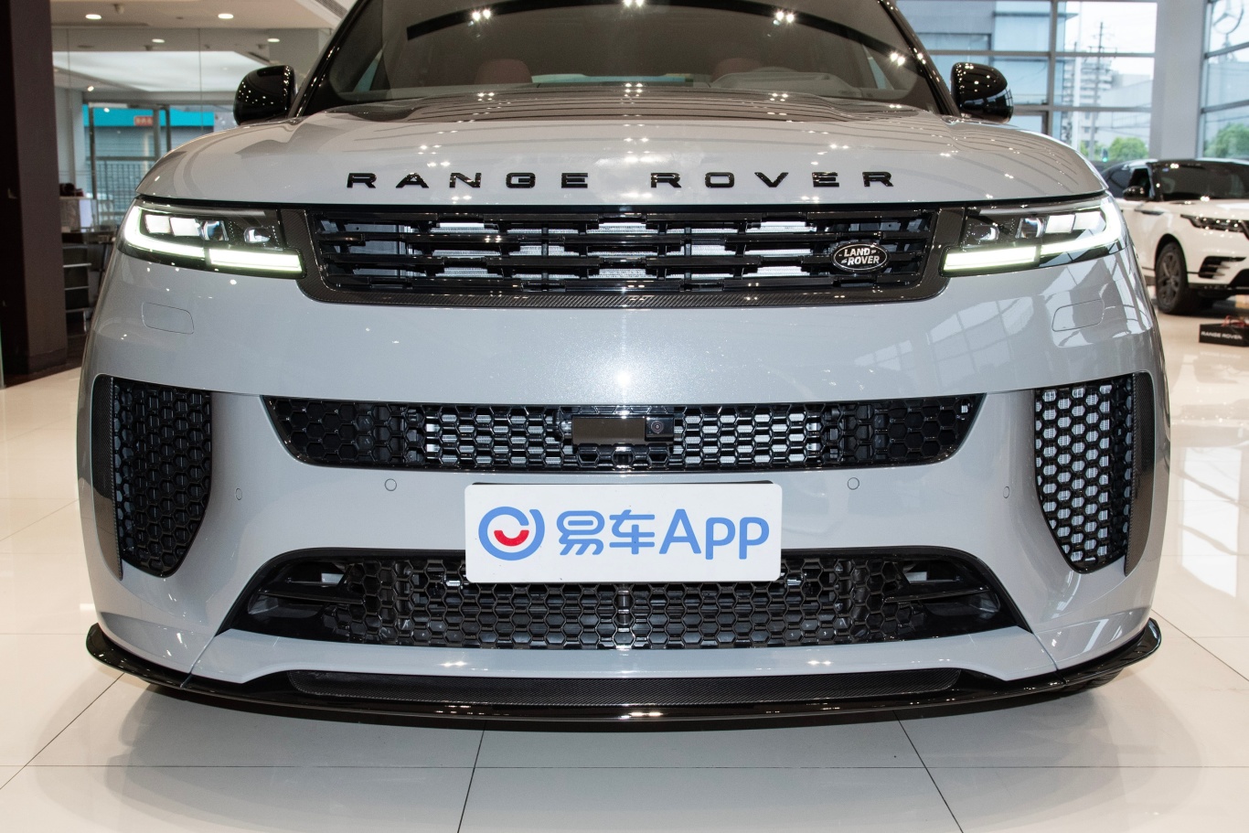 【揽胜运动4.4T SV Edition Two外观细节图片-汽车图片大全】-易车