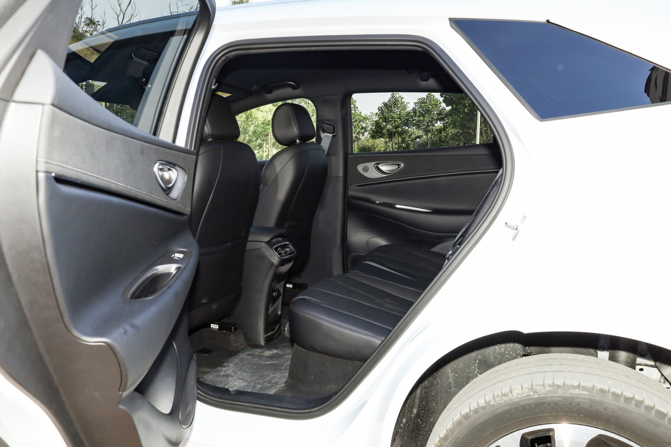 【海狮06EV 520km 领航版后排图片-汽车图片大全】-易车