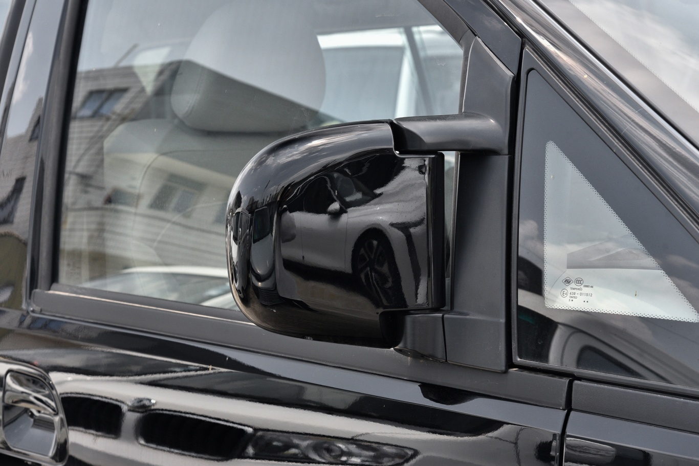 【菱智M5 1.6L 实用型 5座外观细节图片-汽车图片大全】-易车