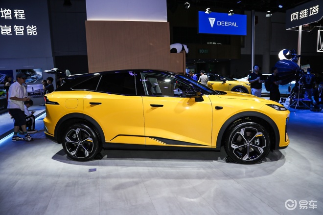 新款深蓝S07正式开启预售 预售价15.69万元起_易车