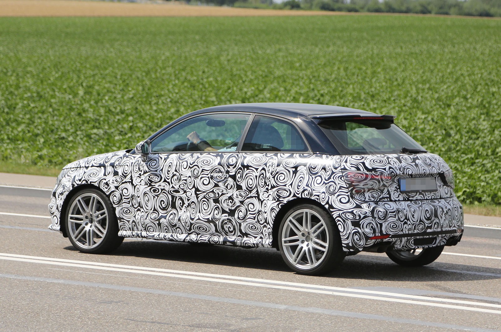 奥迪S1测试谍照曝光 或2014年发布_易车