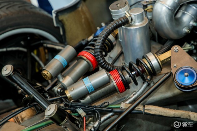 全球仅此一辆！实拍保时捷911 GT1 '98 公路版_易车