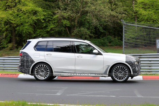 新款宝马X7谍照曝光 或在明年年初亮相_易车