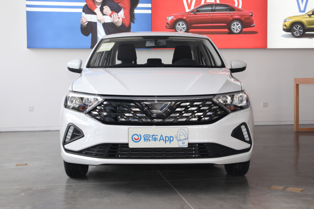 性价比首屈一指！比速腾好多了！ 捷达VA3 vs 北汽昌河A6_易车