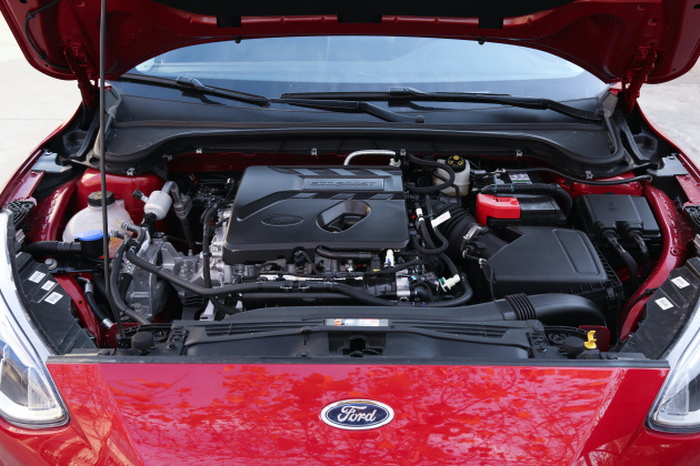 标配胎压显示、主动闭合式进气格栅！又一硬货来袭——福克斯！ 速腾请让道！ 心动就快行动！_易车