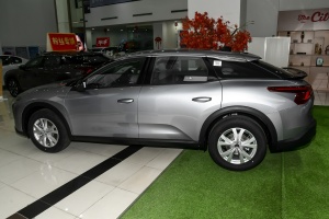 新款东风雪铁龙凡尔赛C5X上市，13.77万，动力升级_易车